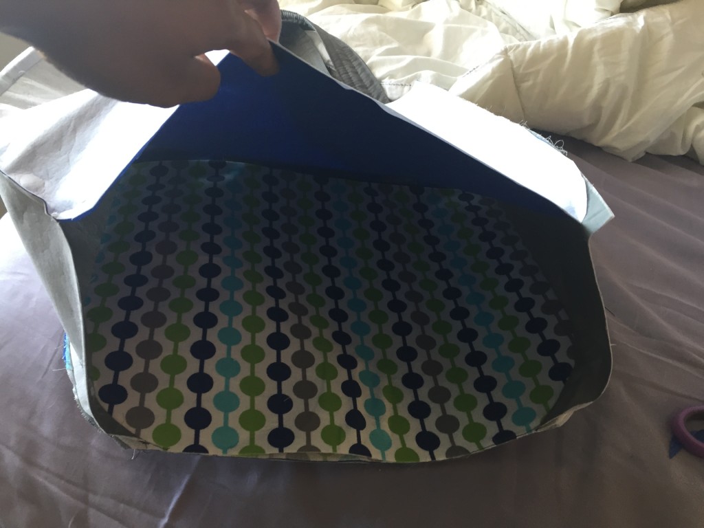 Urban Traveler Tote Bag Pattern | The Stitching Scientist