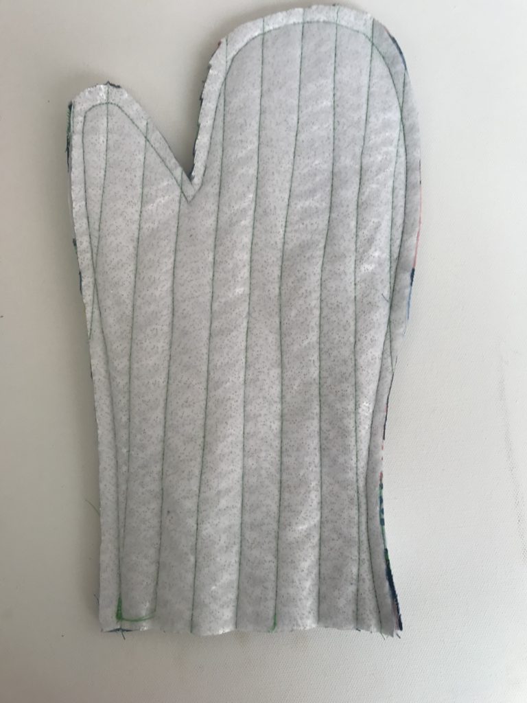 Pot Holder and Oven Mitt Set | The Stitching Scientist