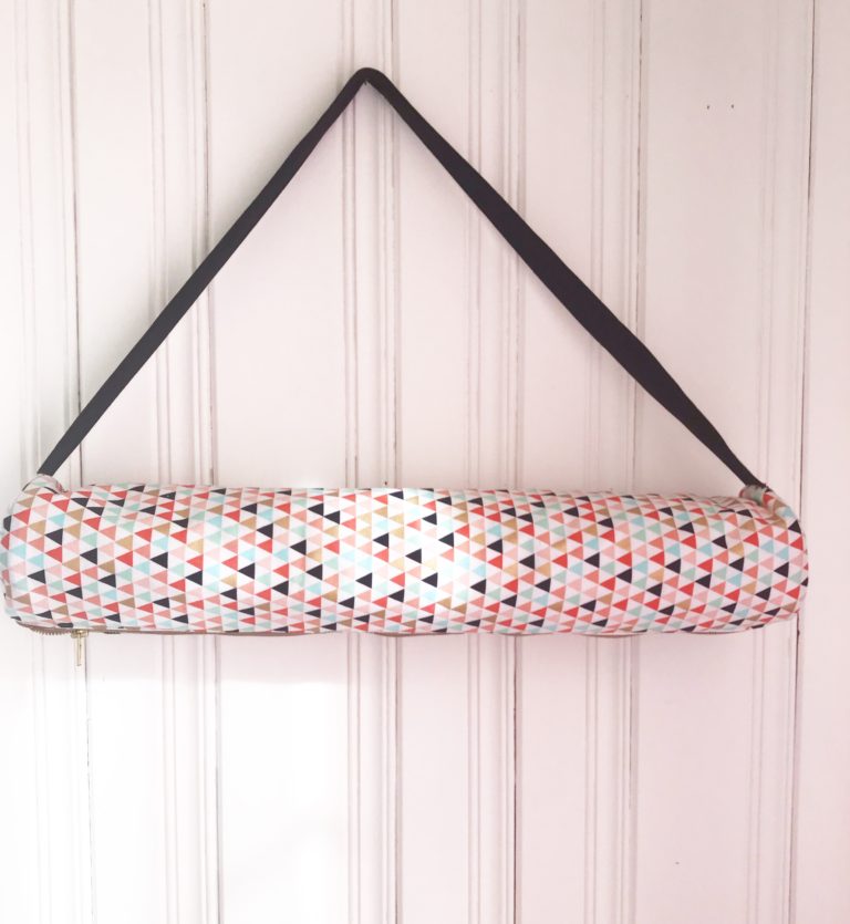 Free Yoga Mat Bag Sewing Pattern | The Stitching Scientist