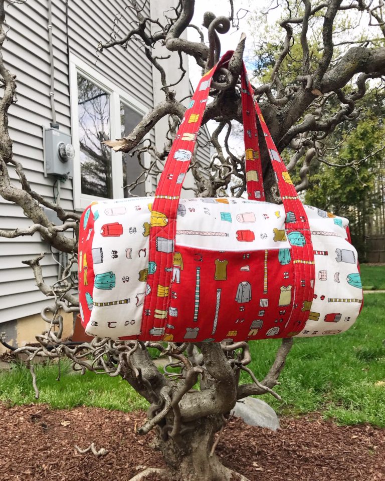 Free Mini Duffel Bag Pattern | The Stitching Scientist